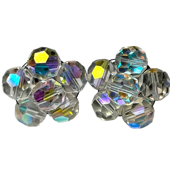 Vintage | Jewelry | Vintage Cluster Beads Clip On Earrings | Poshmark